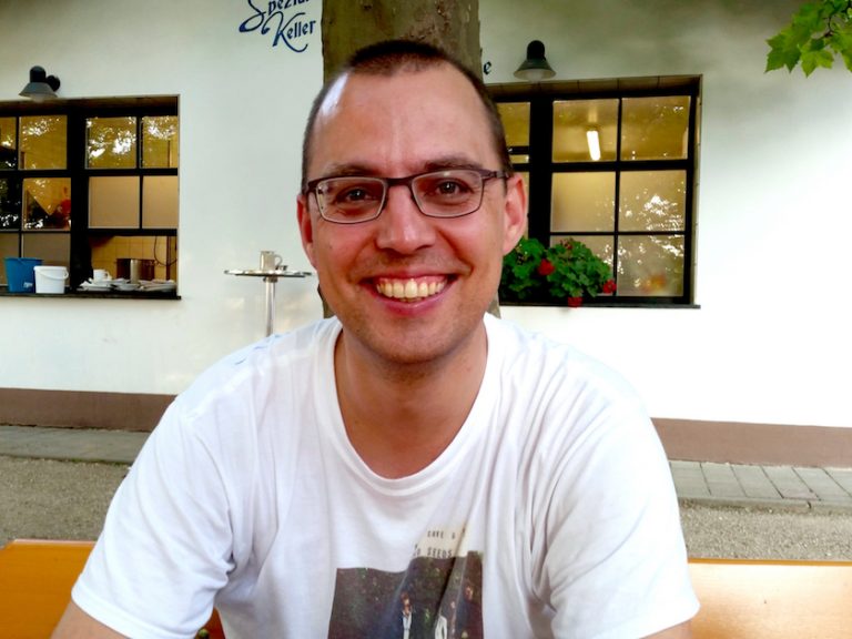 Zweite Runde für Bienenpate Daniel Schiller 2016/18 | bienen-leben-in ...